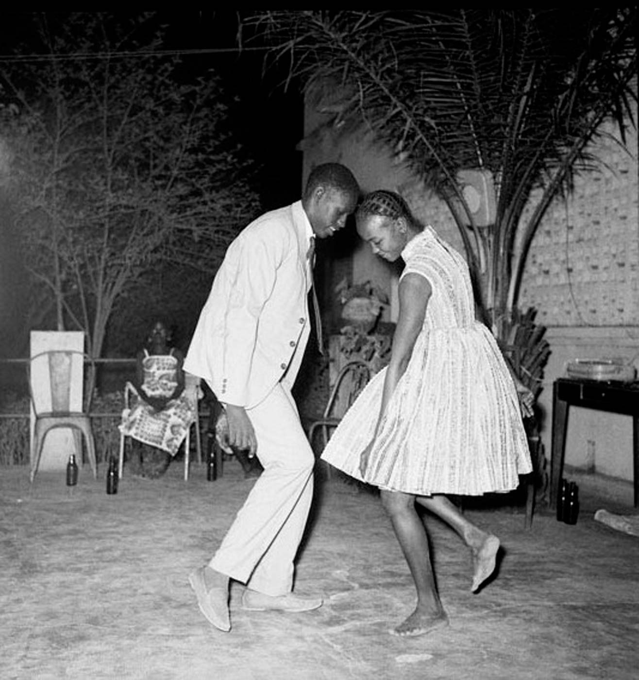 Malick Sidibé: The Transformative Gaze - AFRICANAH.ORG